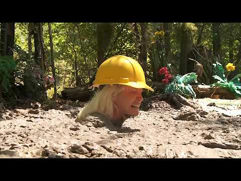 Quicksand Girls (NO GOEY EFFECTS!!!): Lumberjill in Distress - Raven