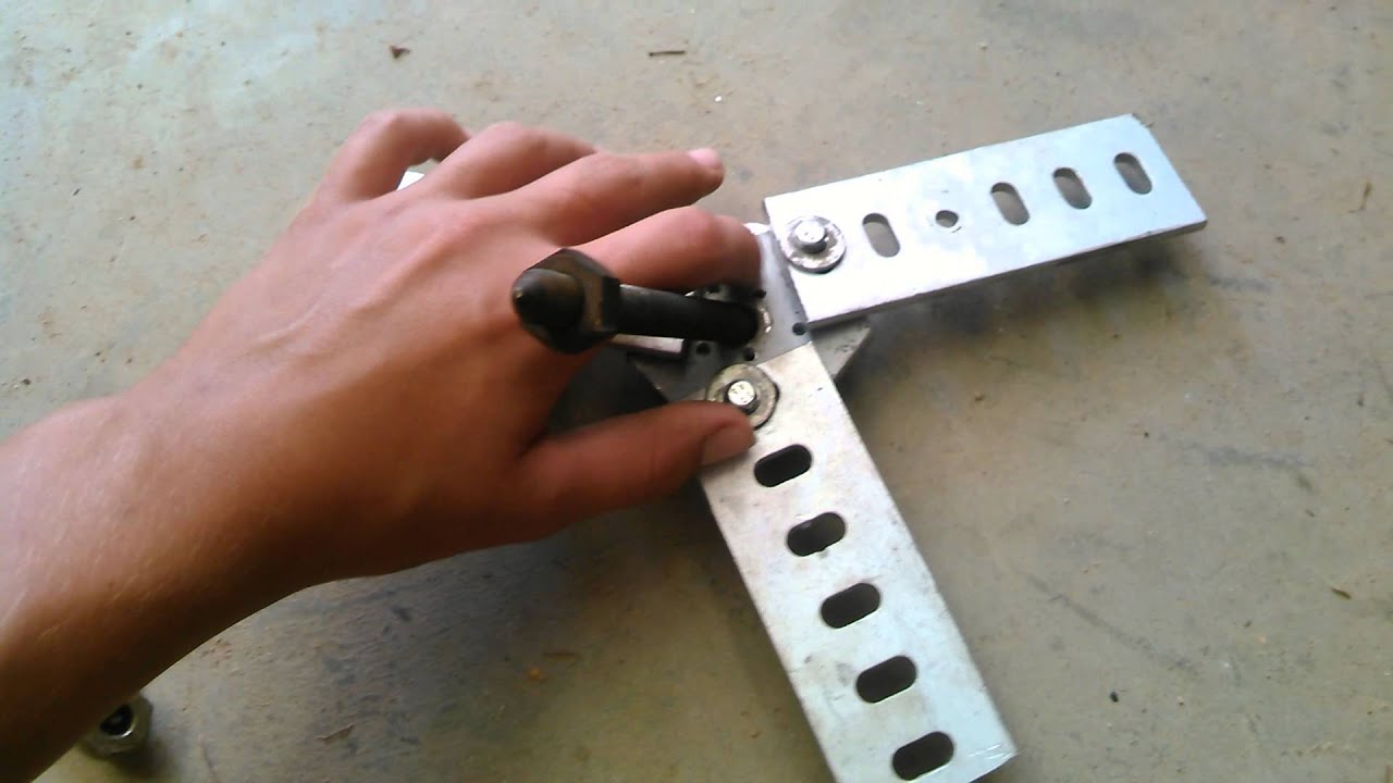 Home made engine case splitter - YouTube