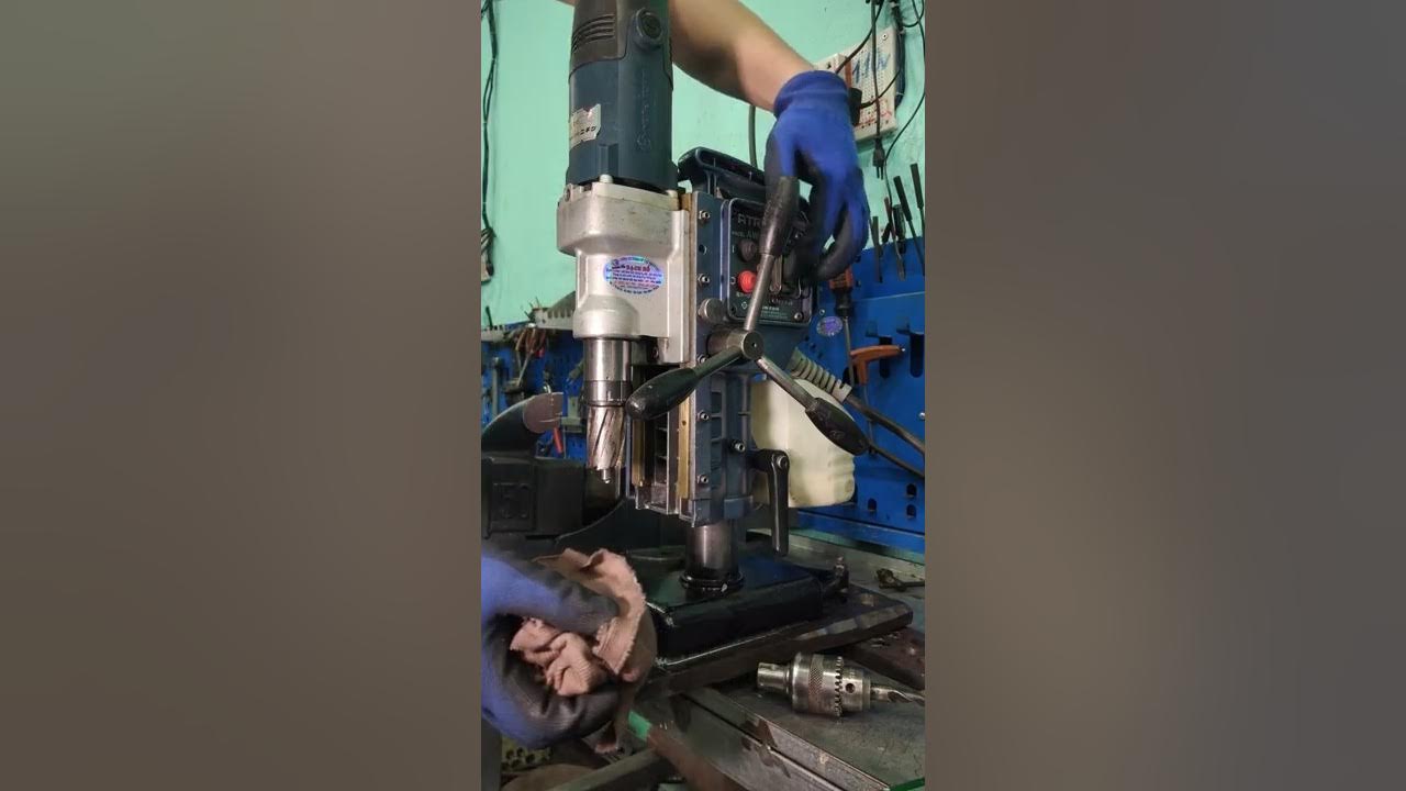 Atra Ace AW - 3500 - 100v. Máy Khoan Từ Tiện Dụng với 2 loại mũi. 0909423796 - YouTube