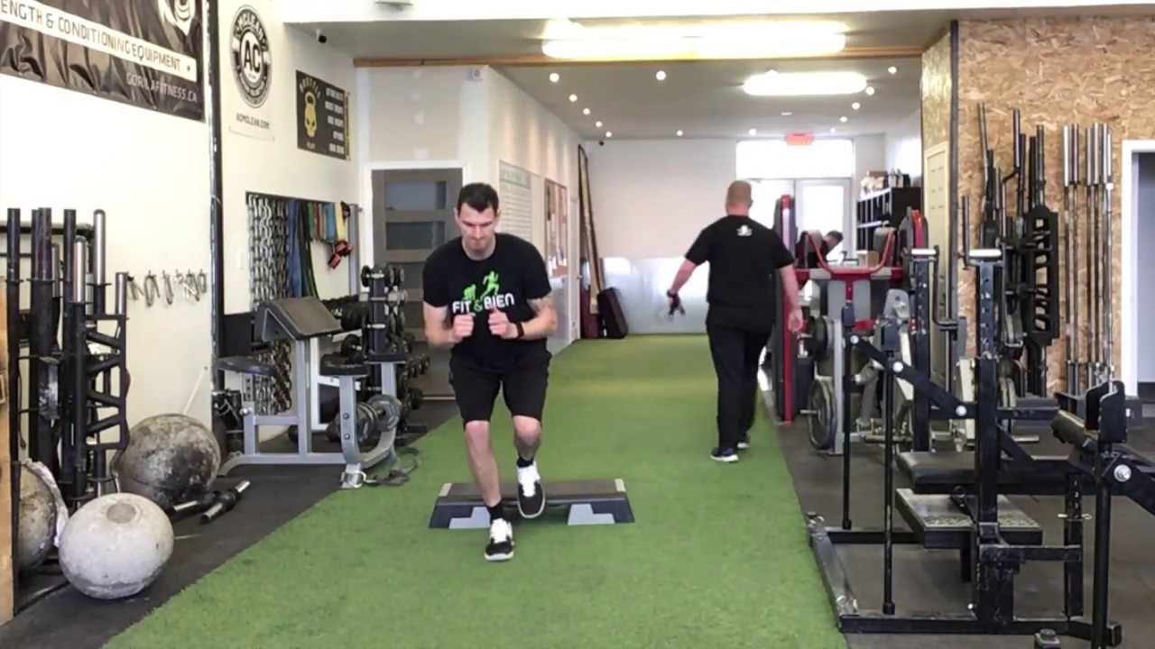 Single leg landing from step (10/15 cm) - YouTube