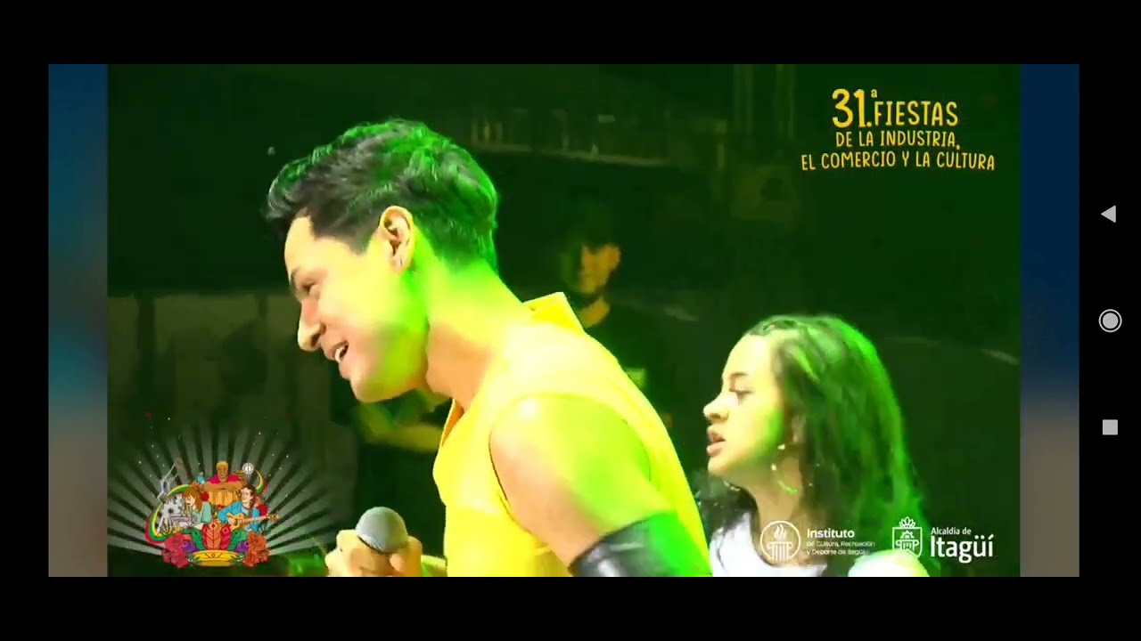 Alexandro Luna - Macarena (cover ) en vivo Itagüí - YouTube