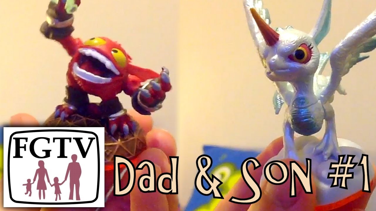 Skylanders Dad & Son Battle - Punch Pop Fizz vs Polar Whirlwind on Cube ...