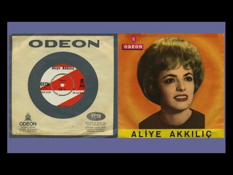 Aliye Akkılıç - Dolandım Gurbet Ellerde (Official Audio)
