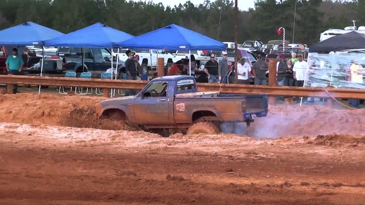 Twitty's Mud Bog - Race Trucks' 2nd Pass; Hill 'N' Hole - 12/17/11 ...