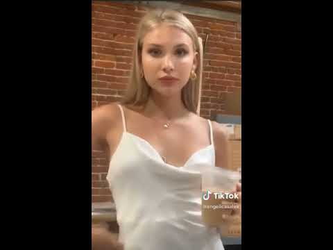 TİKTOK ÇEKEN GÜZEL KADINLAR
