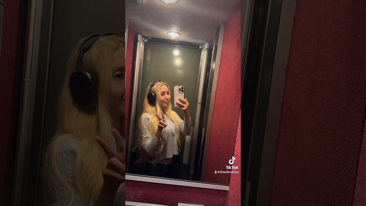 Blonde Blonde Blonde Youtube