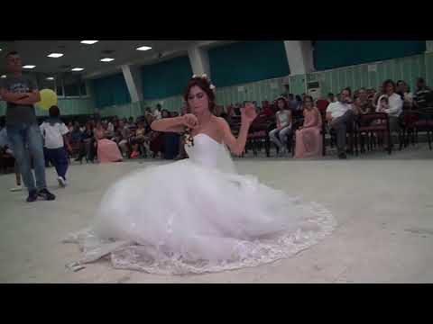 ÇILGIN GELİN ERIK DALI KAŞIK OYUNU FULL GELİN COŞTU         YouTube