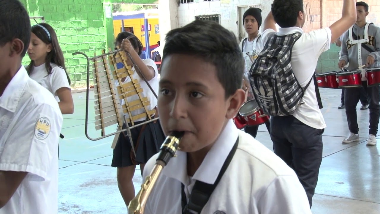 HONDUREÑOS 5 ESTRELLAS MARIO MERAZ - YouTube