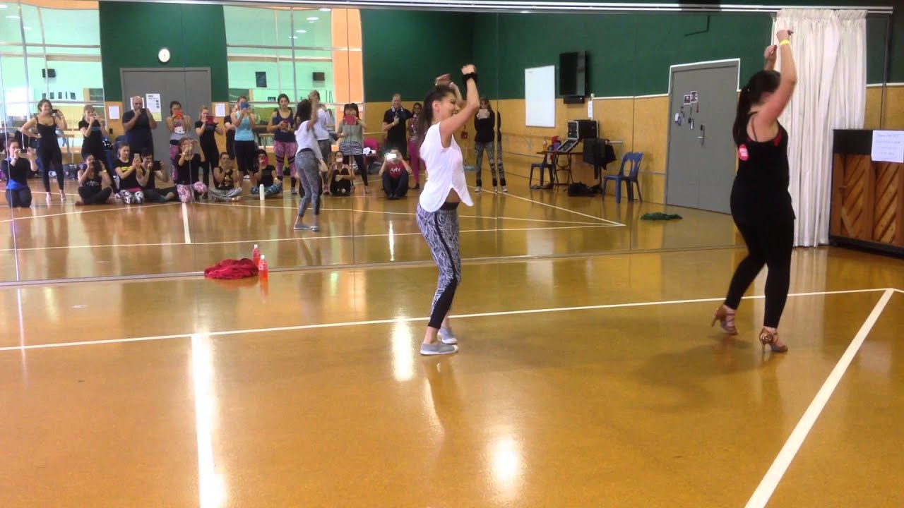 Sharon Pakir Cha Shines Workshop - NZ Salsa Congress 2015 - YouTube
