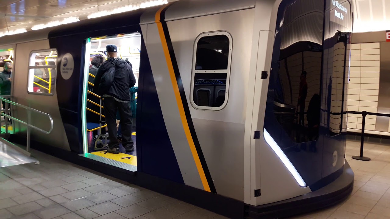 Exclusive! R211 Subway Car Mock-up at 34 Street Hudson Yards - YouTube