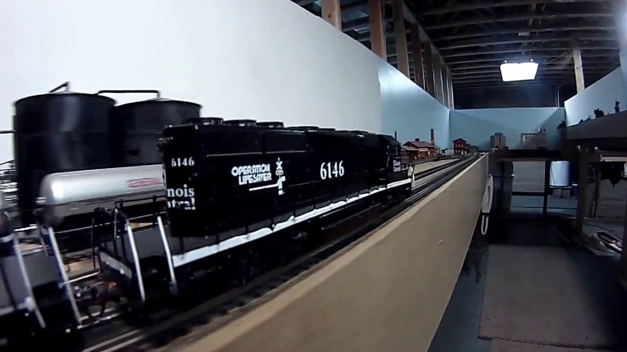 illinois central ho - YouTube