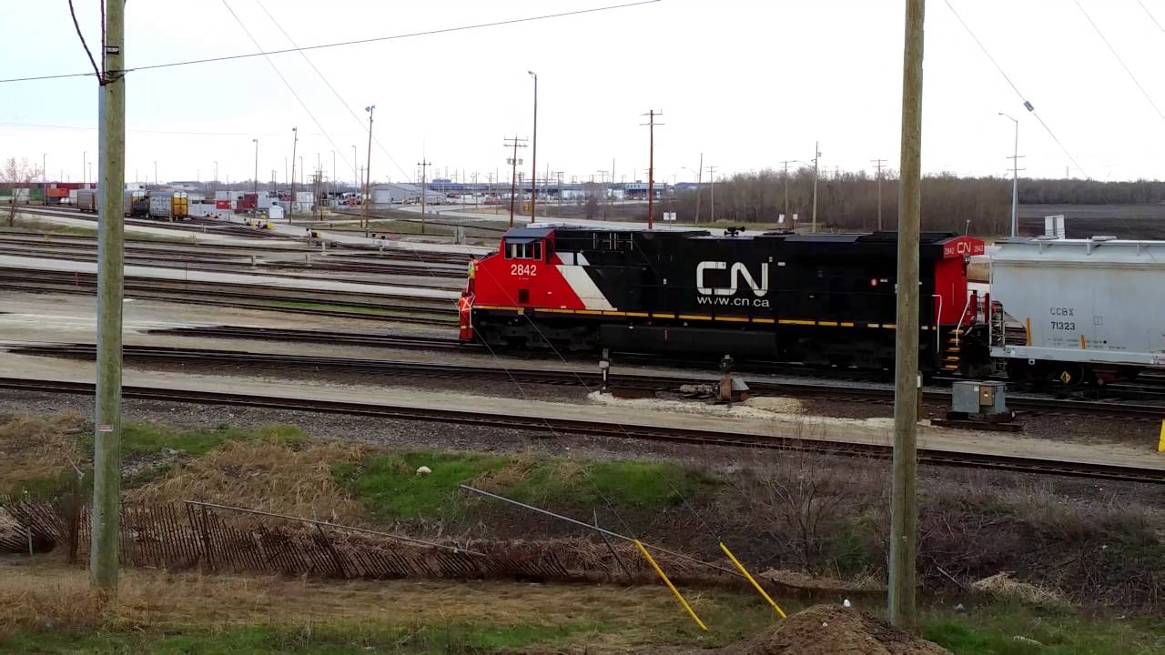 [4K Trains!] 2014 Symington Yard Canadian National Train Fanning, Plus ...