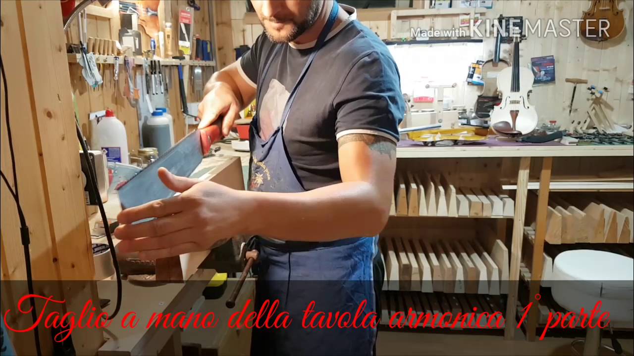 Costruzione violino,Taglio della tavola armonica, Liutaio Gabrieli ...