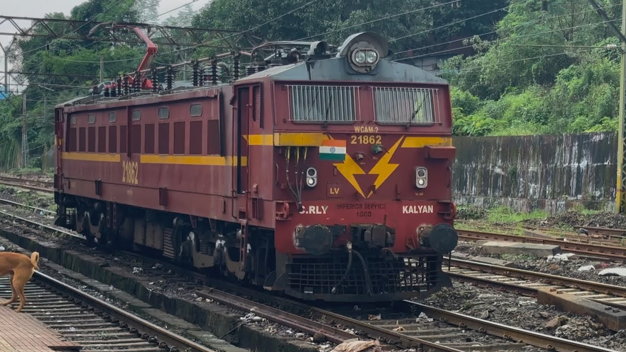 WCAM-2 Locomotive at Kasara Railway Station - YouTube