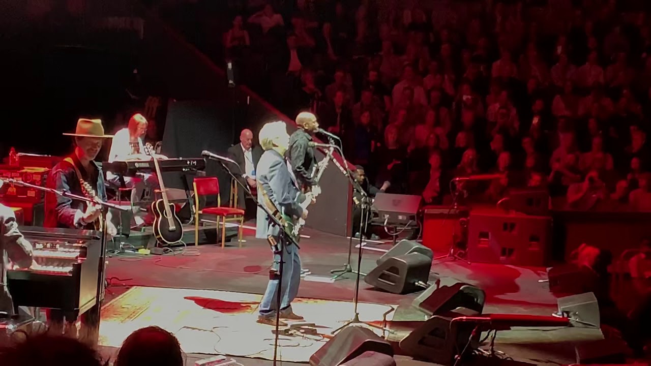 Eric Clapton I Shot the Sheriff Royal Albert Hall May 15th 2019 - YouTube