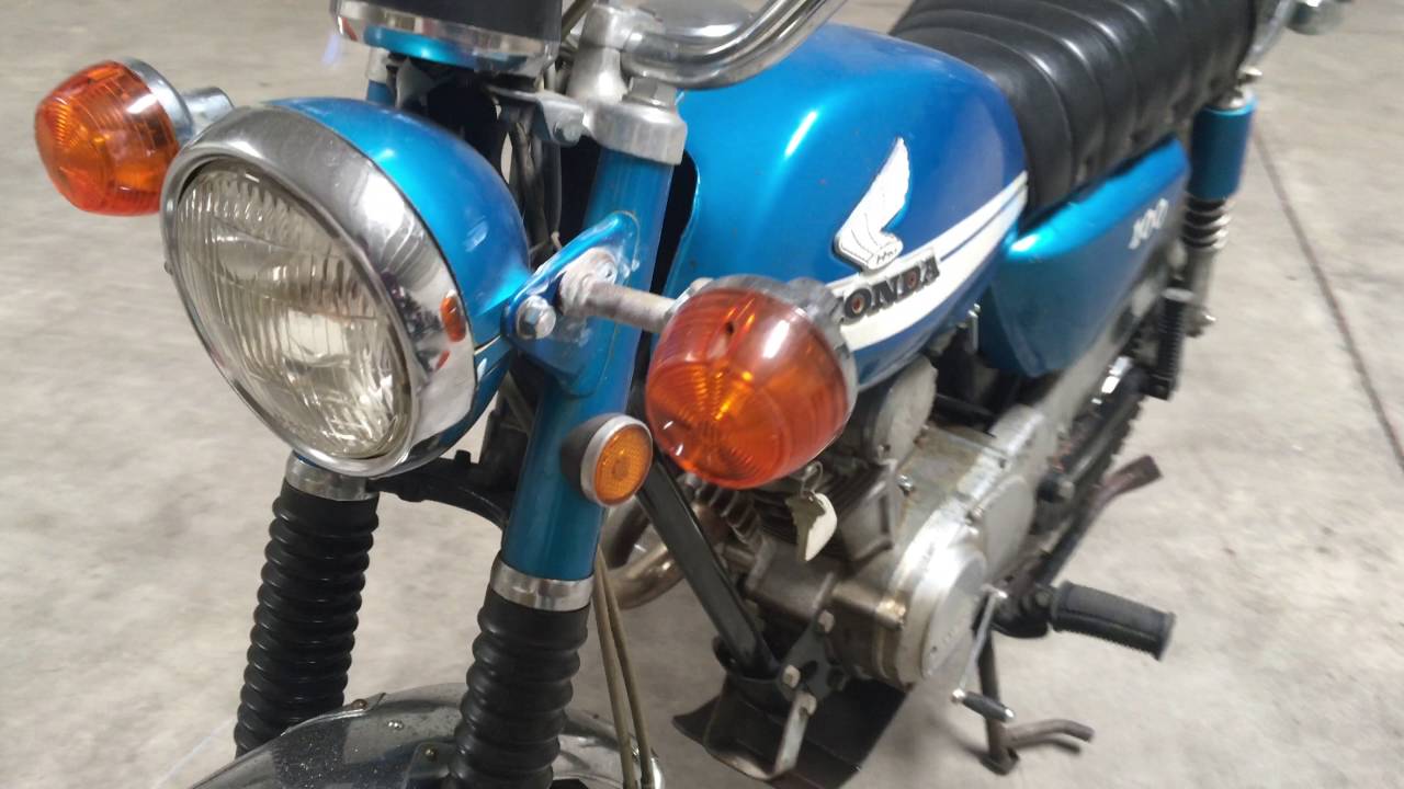 1971 Honda cl100 walk around idle - YouTube