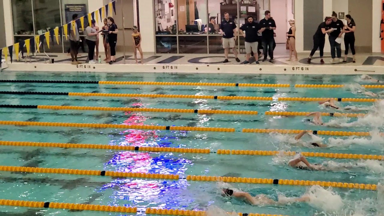 Alex wins 50 meter Freestyle at "B" Champs - YouTube