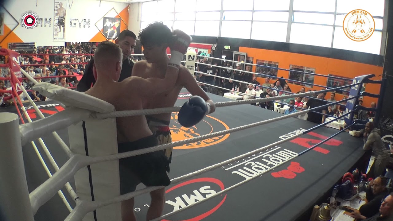 SIAM GYM SCOUTING - Marco Derks vs Jeremy Martidokran - YouTube
