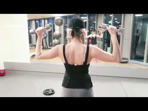 JODIE CALUSSI HOT 🔥 💦 ⎢Fitness ⎢Arsch ⎢Titten ⎢YoutubeTribute