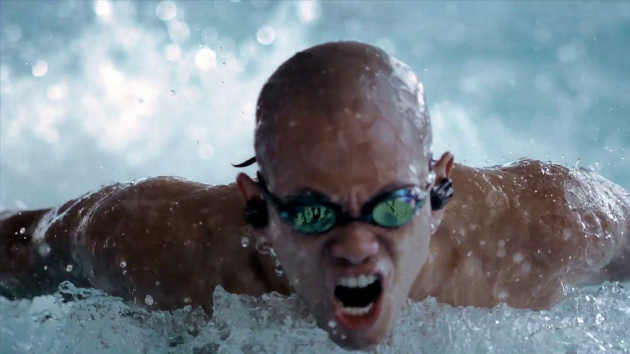 Sony Walkman Swimmer CC - YouTube