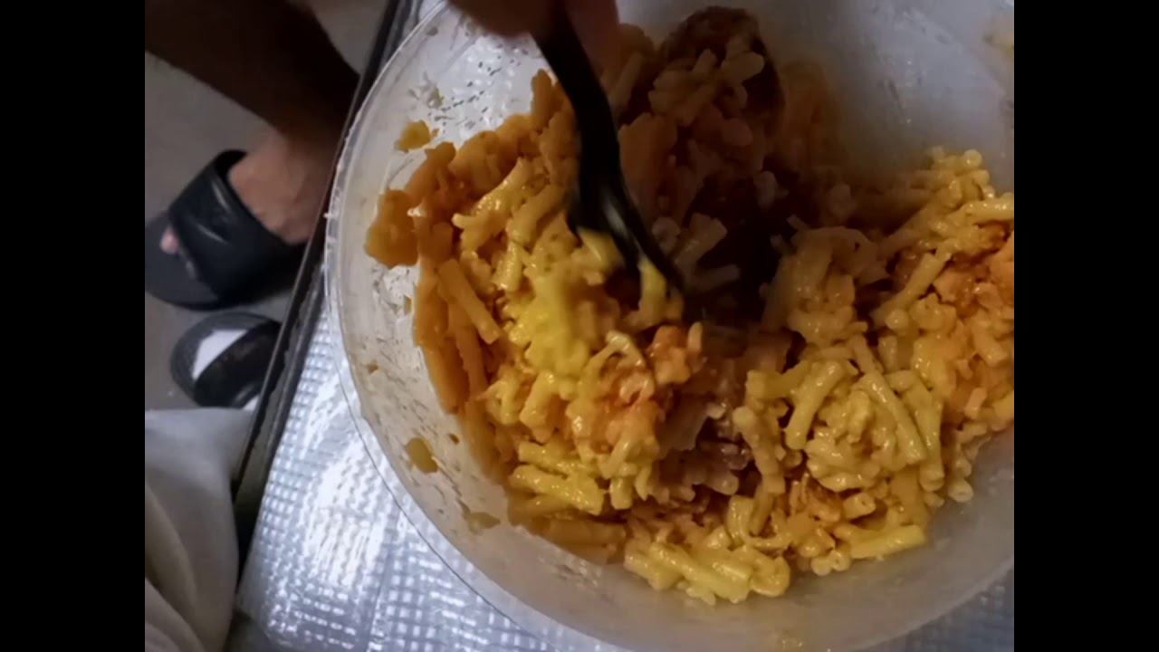 Exclusive 🍤 macaroni and cheese prison Bowl - YouTube
