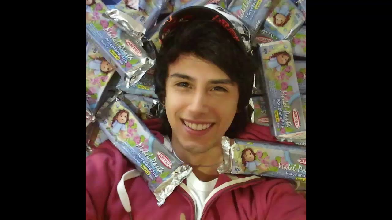 GiovyHobby Intro Theme Song - YouTube