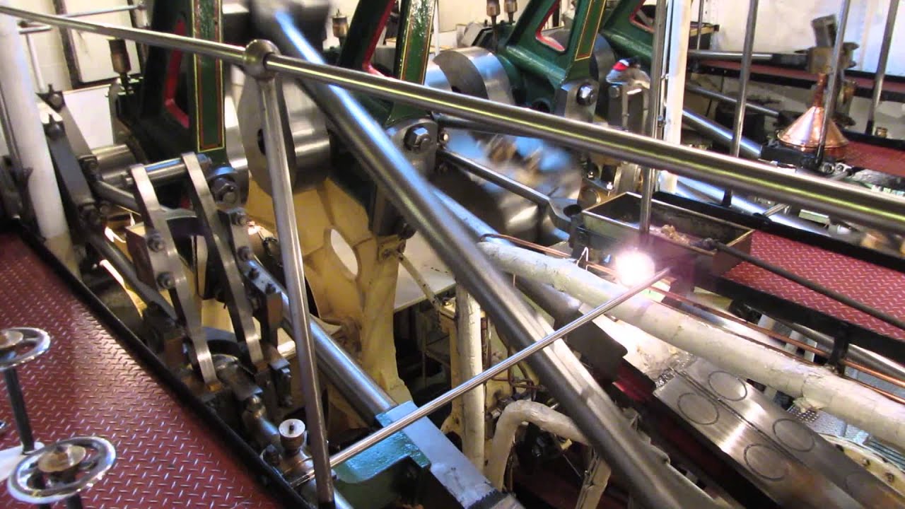 Magnificent steam engines at work - PS Waverley's triple-expansion ...