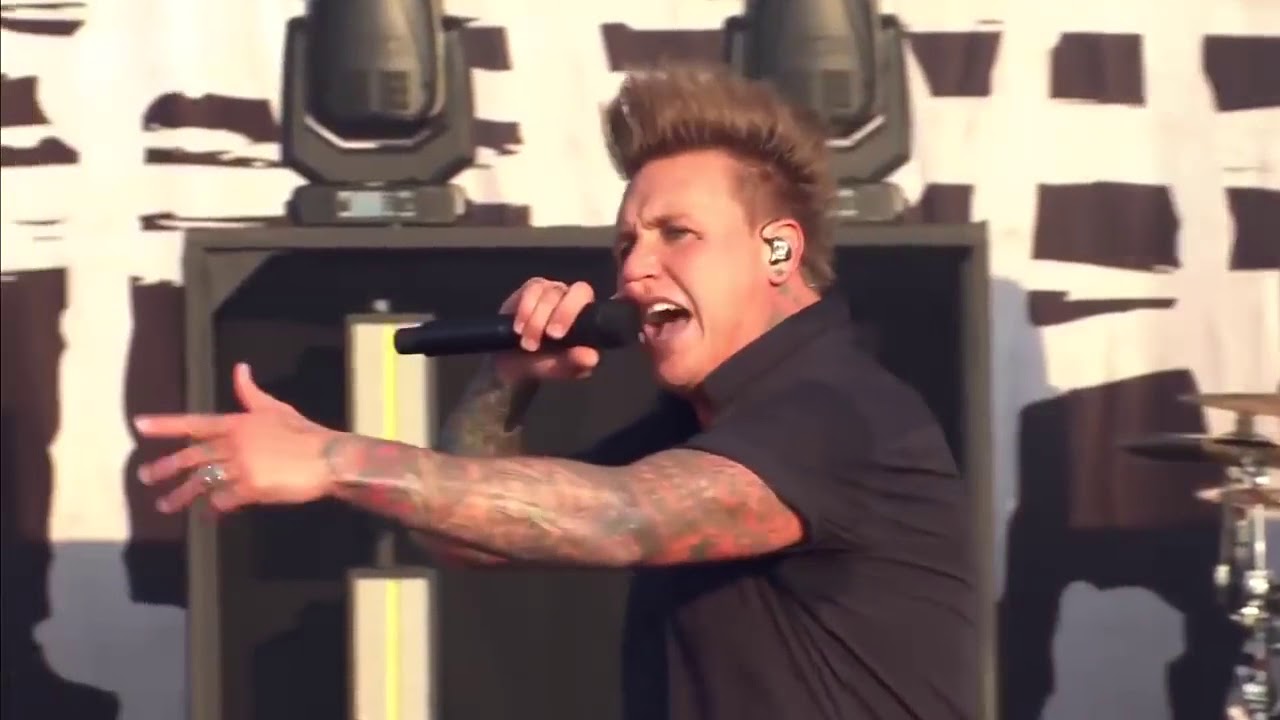 Papa Roach Pukkelpop 2018 Full Show HD - YouTube