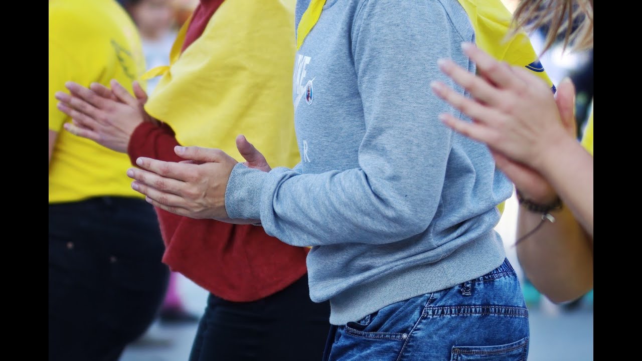 TLC Put your hands together and clap - YouTube