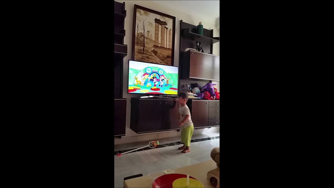 Genji dancing with mickey mouse. 😁😚 - YouTube