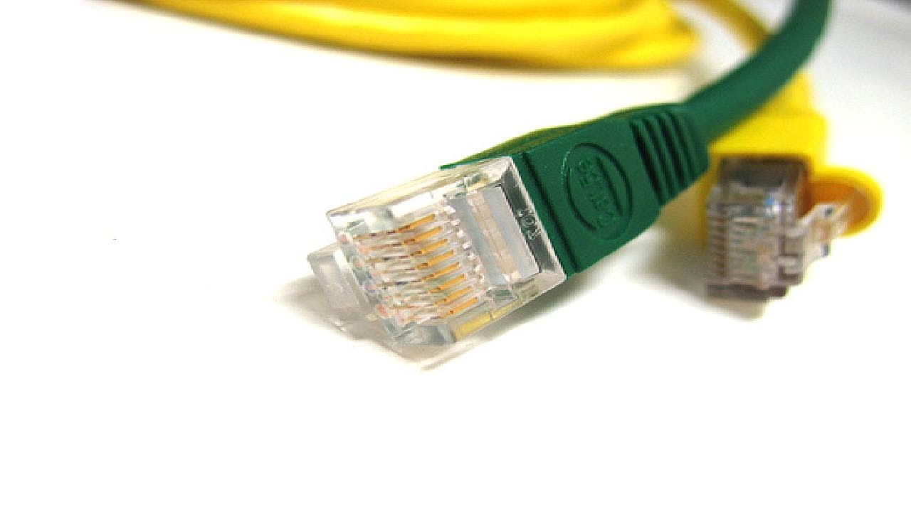 Definition of Data Cables - YouTube