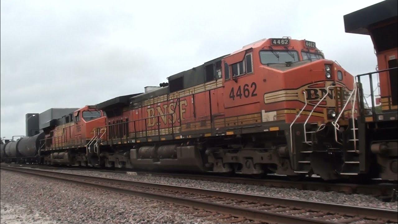 BNSF #6109 Leads BNSF H-KCKBAR with BNSF #7695 Trailing. Olathe, KS 7/31/21 - YouTube