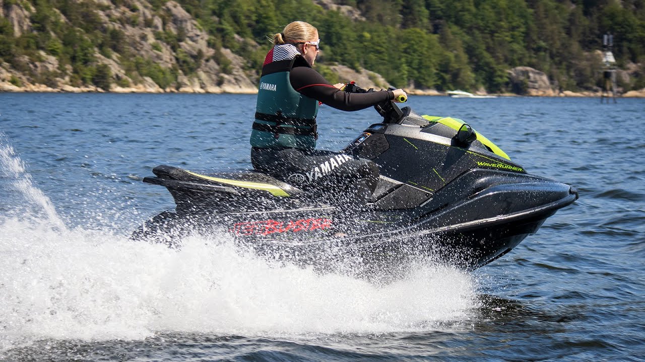 Vannscooter - mye moro under 50 knop - YouTube