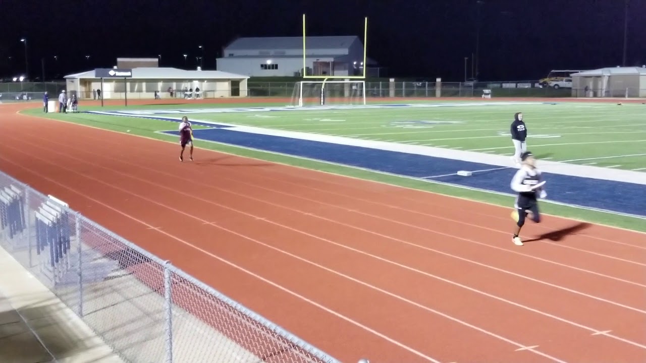 Landon 1st leg @ RHS Track Meet 4th place - YouTube