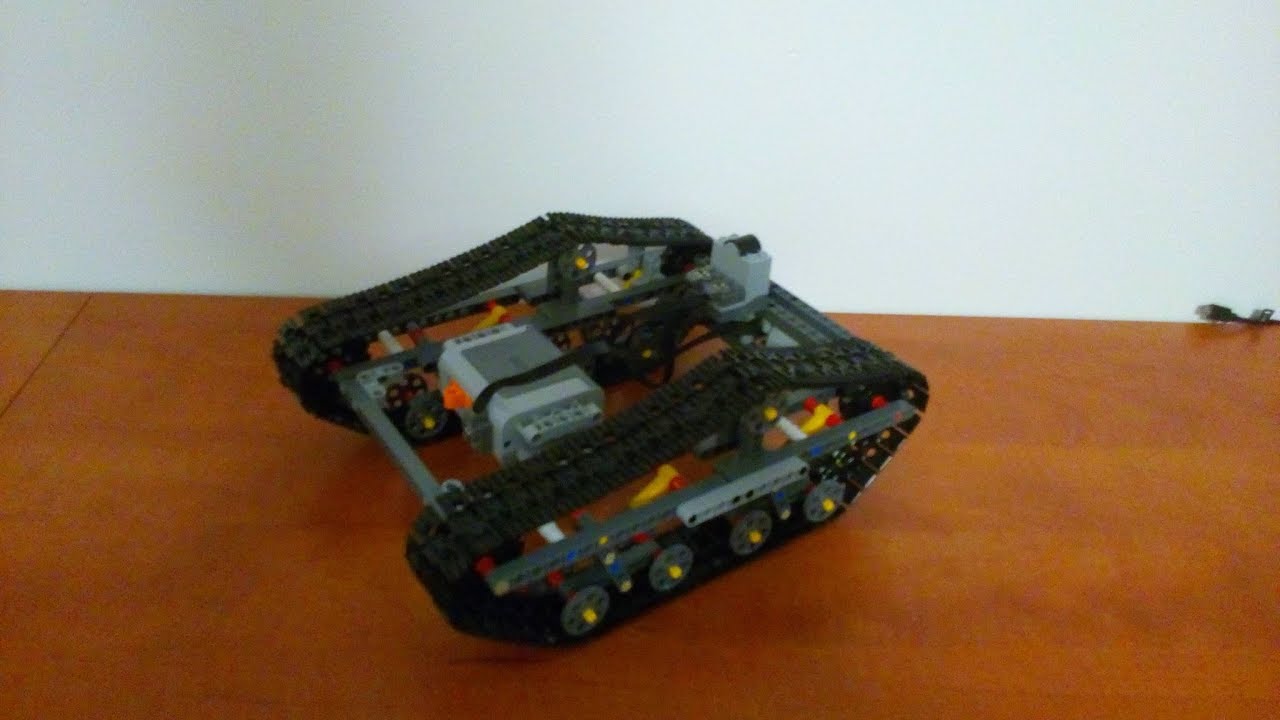 LEGO TECHNIC RC TANK WITH SUSPENSION! - YouTube