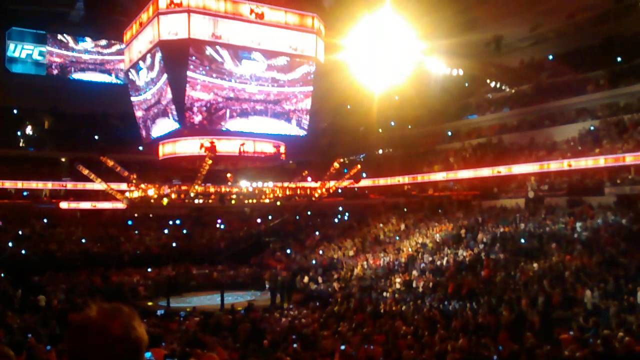 Jonny Hendrix vs Robbie Lawler walk in's - YouTube