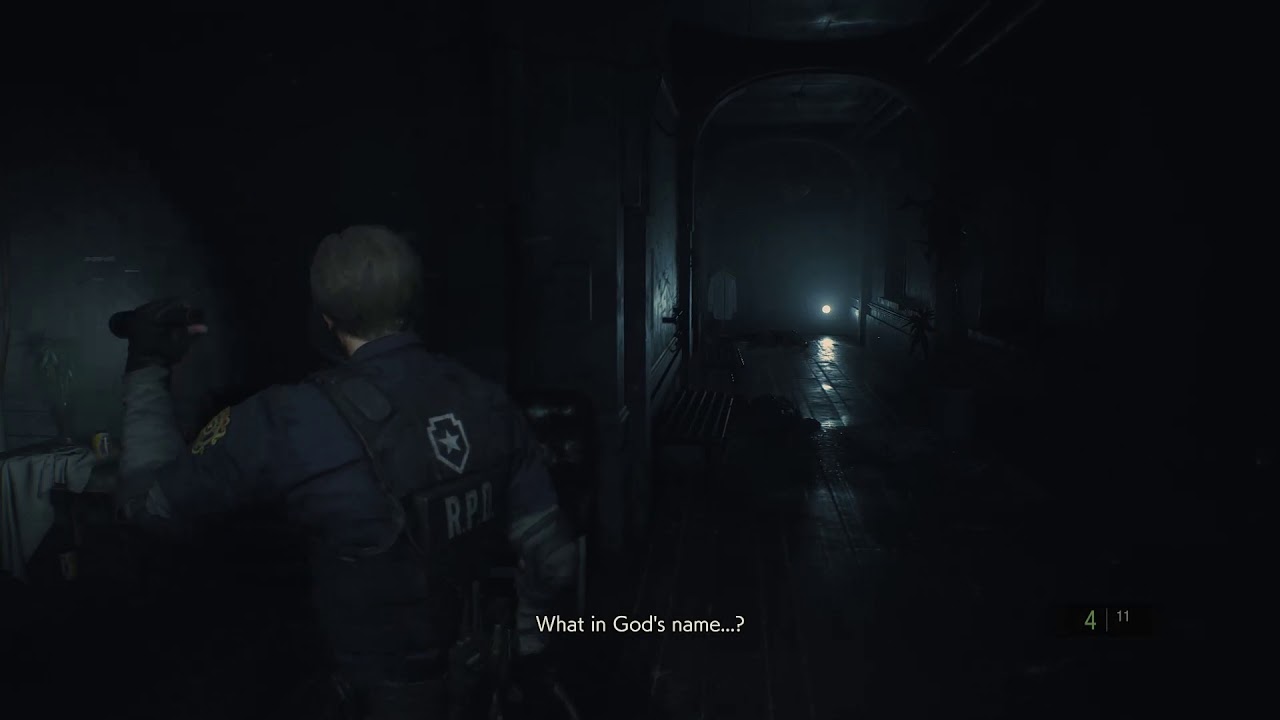 Resident Evil 2 Remake Licker First Encounter - YouTube