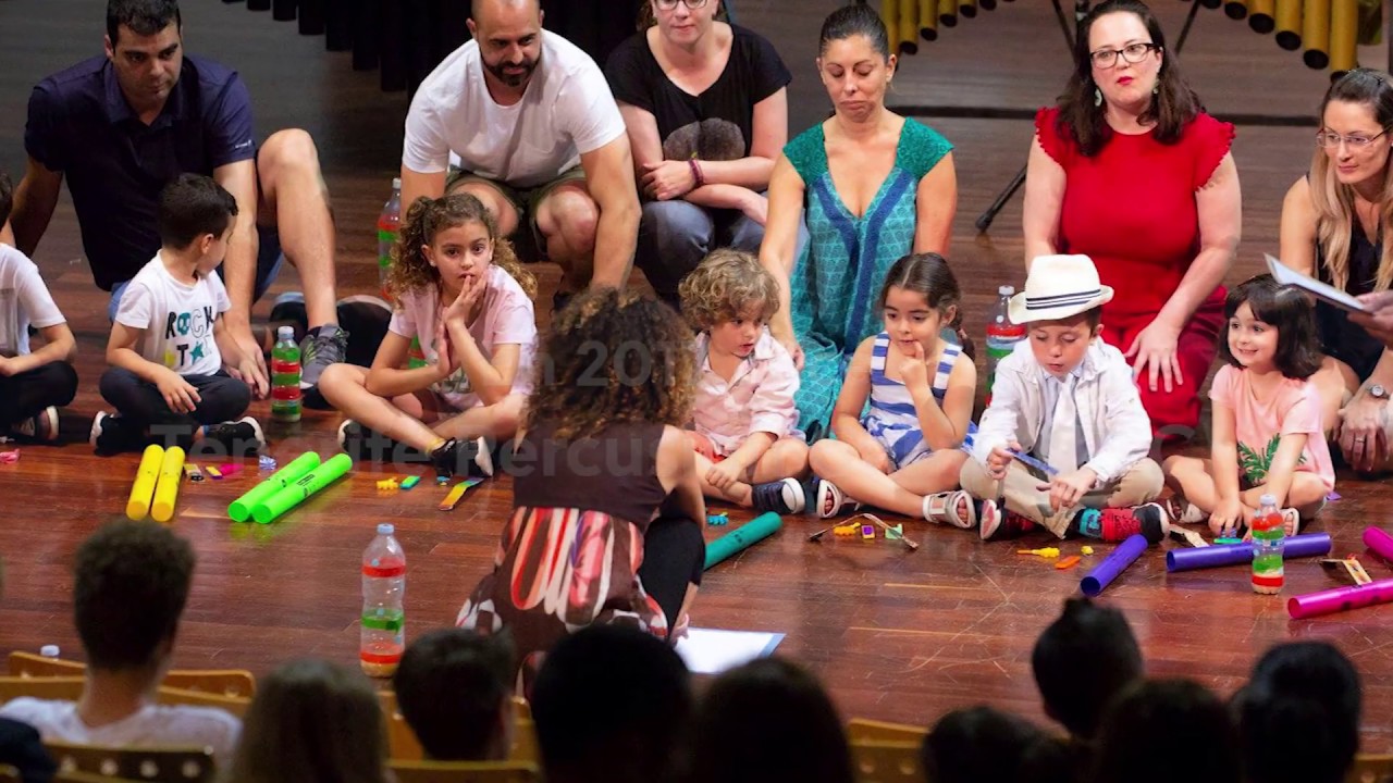 FMUC cumple 10 años - YouTube