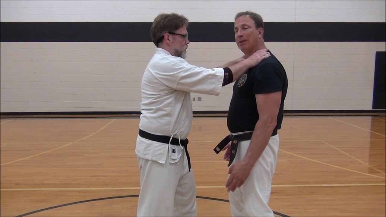 Shuri-te Karate - Basic Front Choke Defense - YouTube