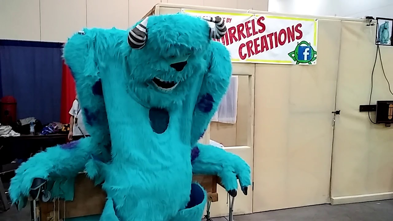 Comic Con 2019 (Michigan) - YouTube