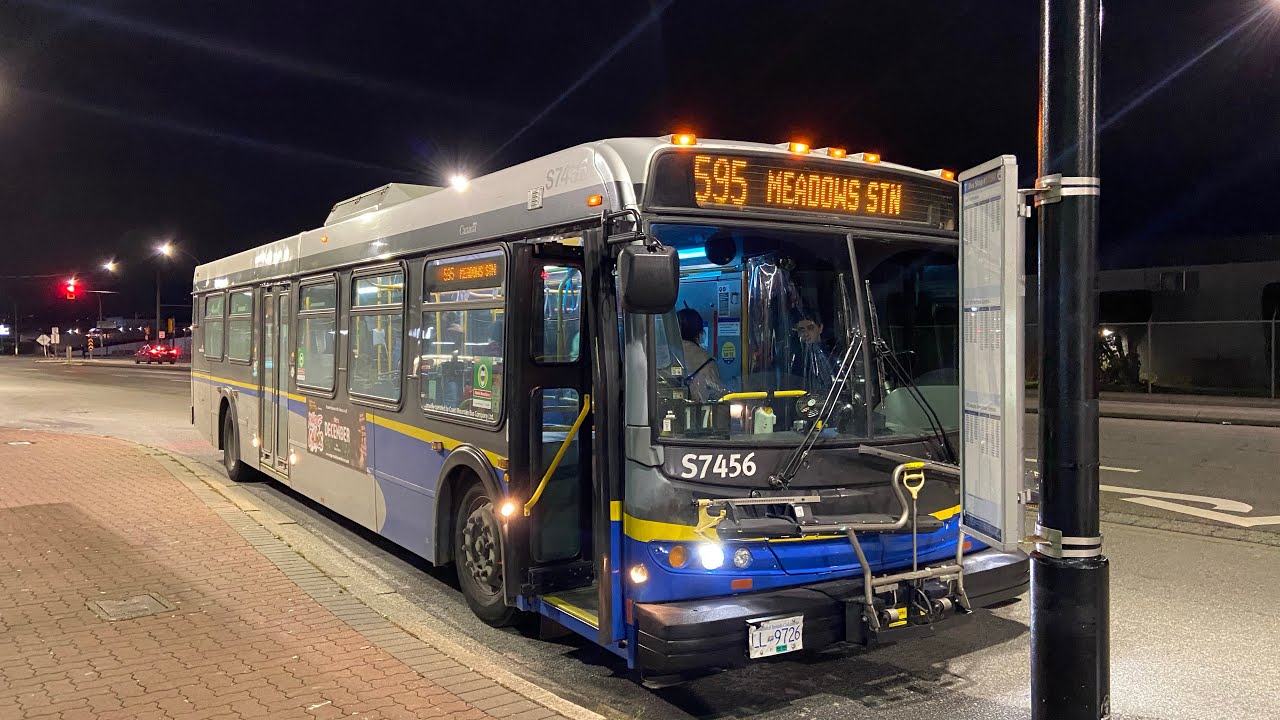 Surrey Translink 2006 New Flyer D40LFR S7456 on 595 Maple Meadows ...