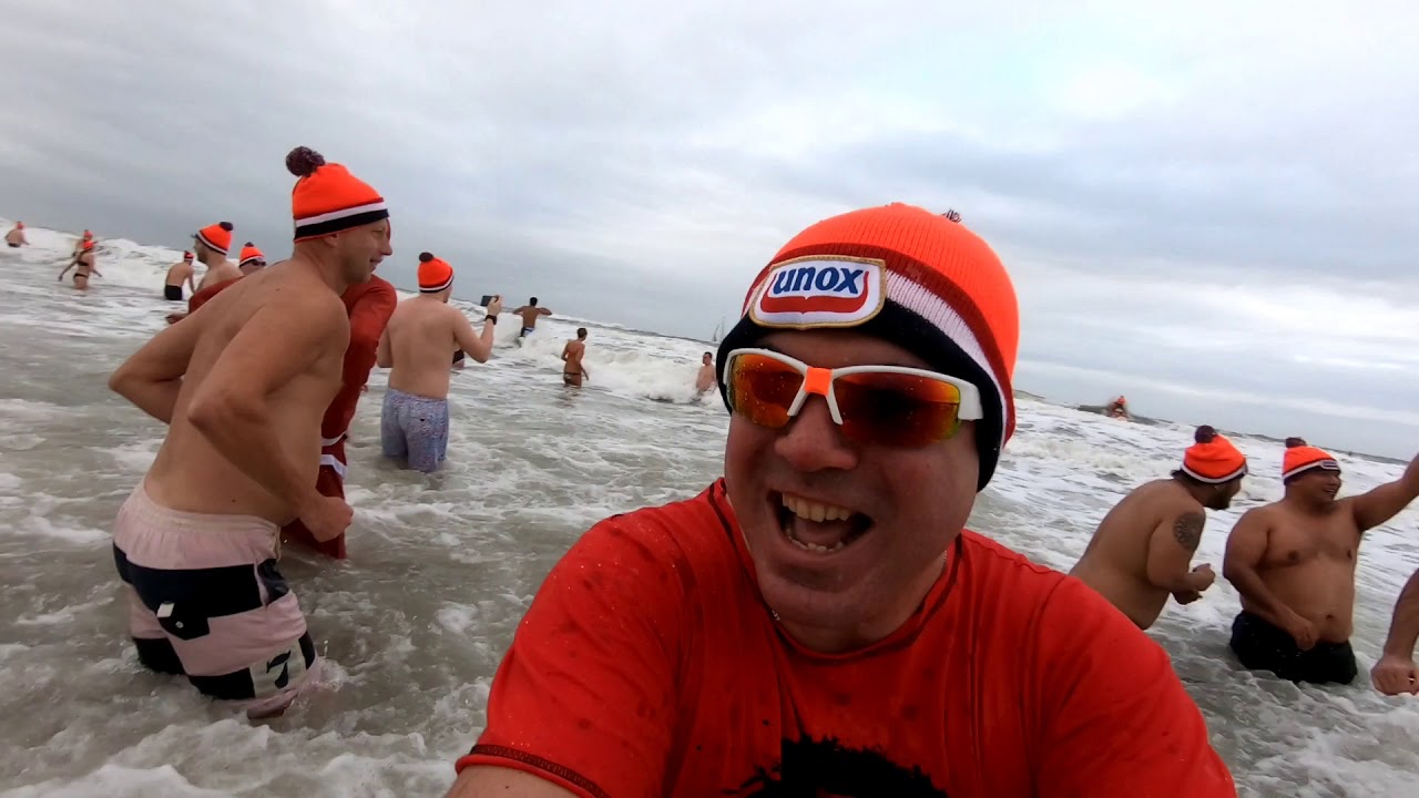 New Year’s #Dive #Scheveningen 🇳🇱 Ice Swimming @ first January Holland ...
