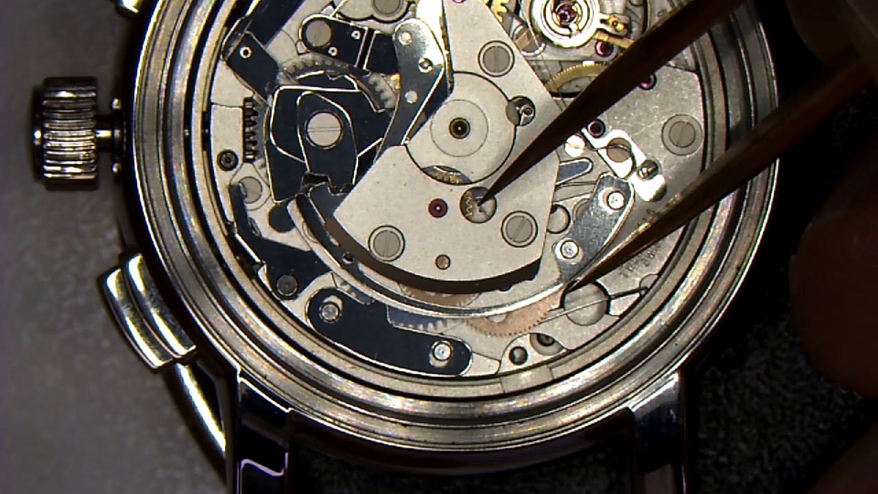 Releasing the Mainspring Power of an ETA 7750 - YouTube