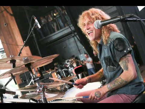 Steven Adler (Guns N' Roses) Live M3 Rock Festival 2019: 'Sweet Child O ...