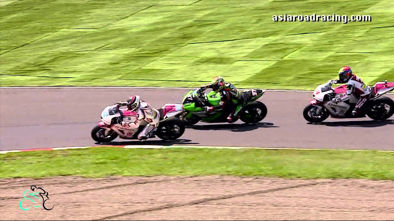 2014 ARRC Suzuka: SuperSports 600cc Race 1 Highlights - YouTube