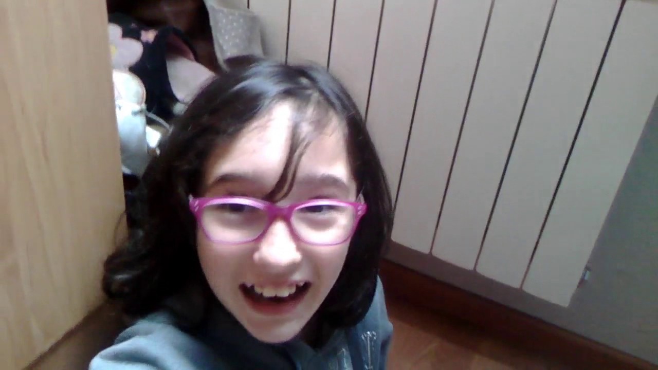 Espiando A Mí Hermana Pequeña Youtube