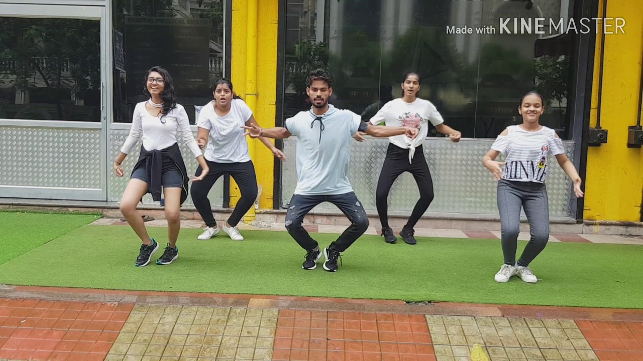 O saki saki dance choreography by ajay kumar - YouTube