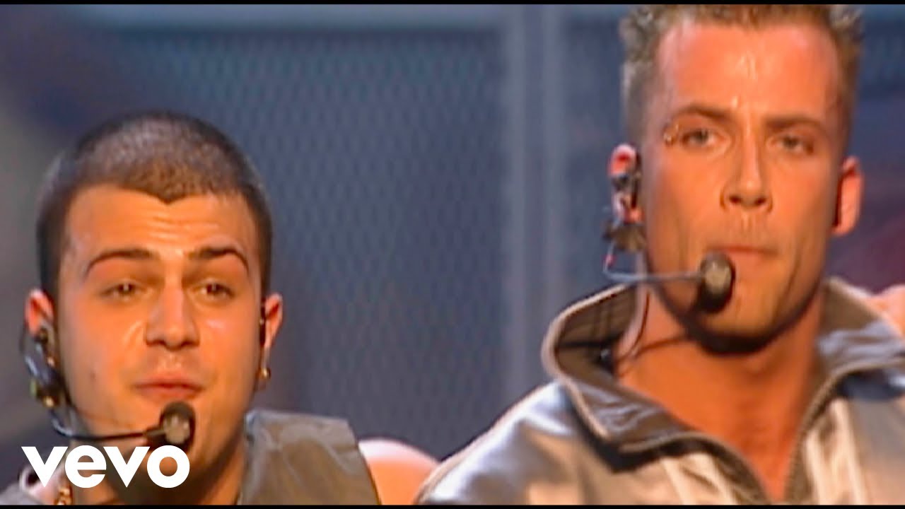 Five - Everybody Get Up (Live in Manchester, 2000) - YouTube
