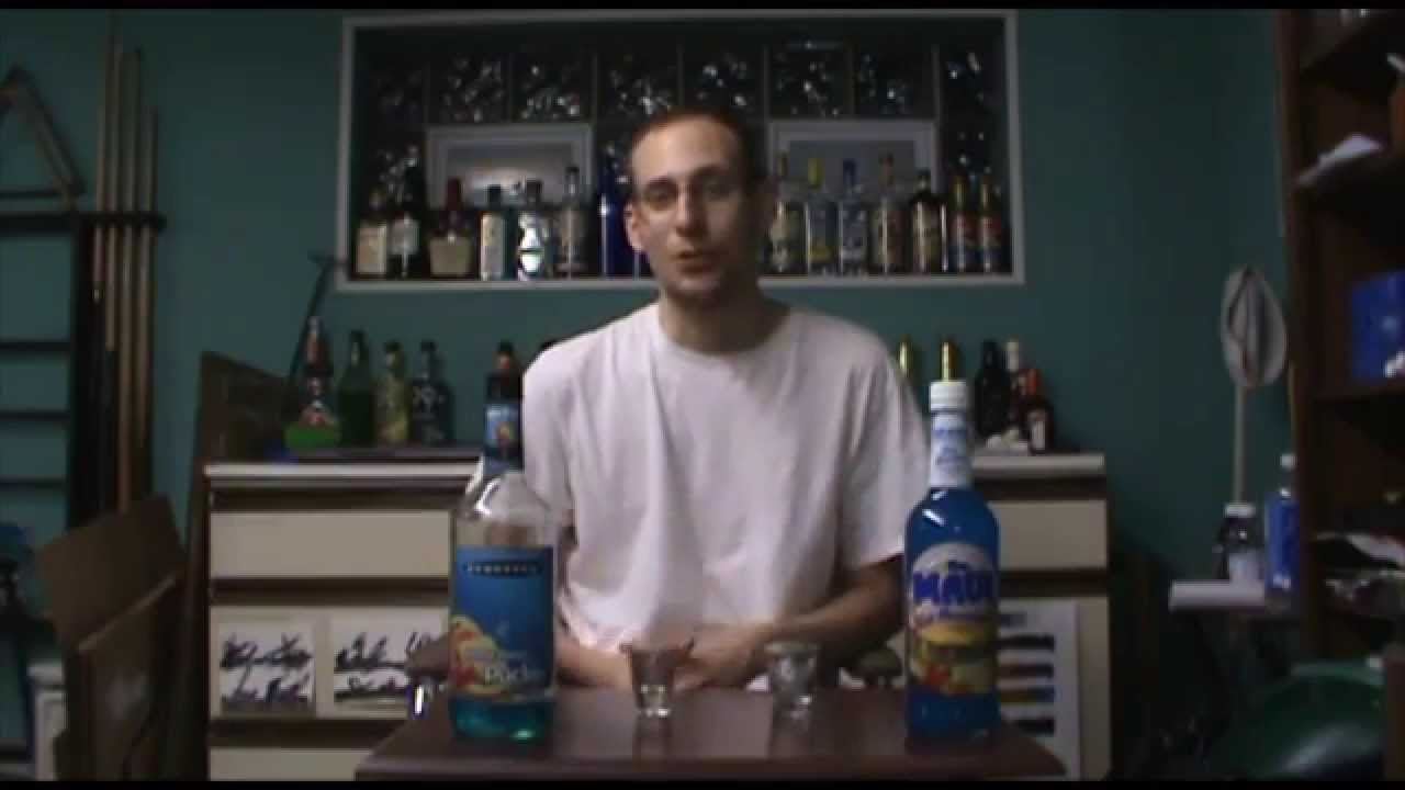 Island Punch Pucker vs. Blue Hawaiian | Medium of Mixology S01 E08.5 ...