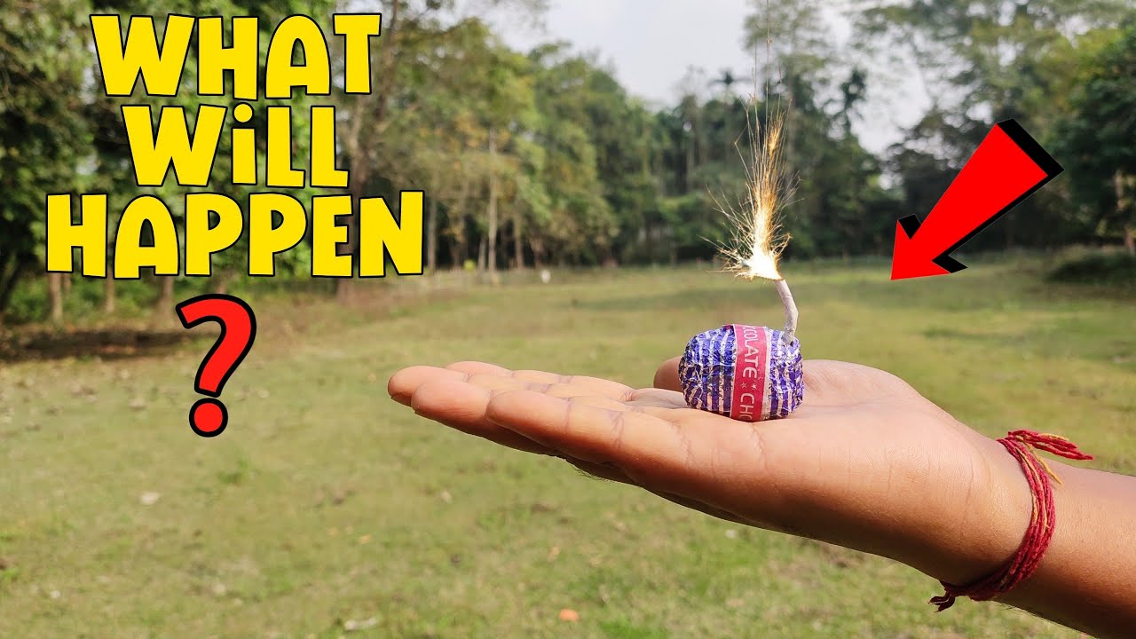 What will happen if a firecracker explodes in your hand? पटाखा फोड़ने ...
